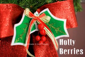 DIY Holly Berries - Easy Christmas Craft | Craft Passion