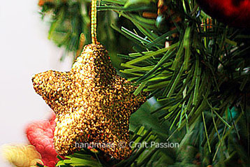 Curled Paper Star - DIY Pattern & Tutorial | Craft Passion
