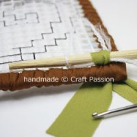 How To Locker Hook Tutorial - Drink Coasters | Craft Passion