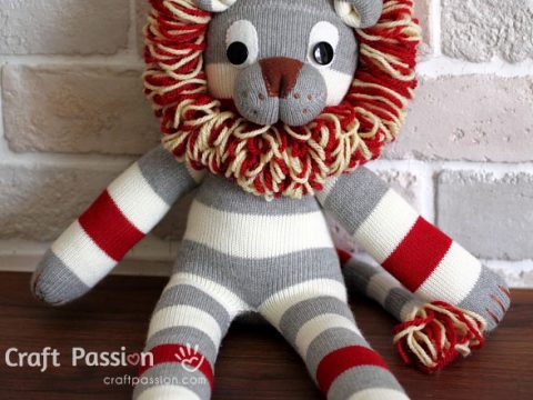 Sock Owl Stuffed Animal • Free Sewing Pattern & Tutorial | Craft Passion