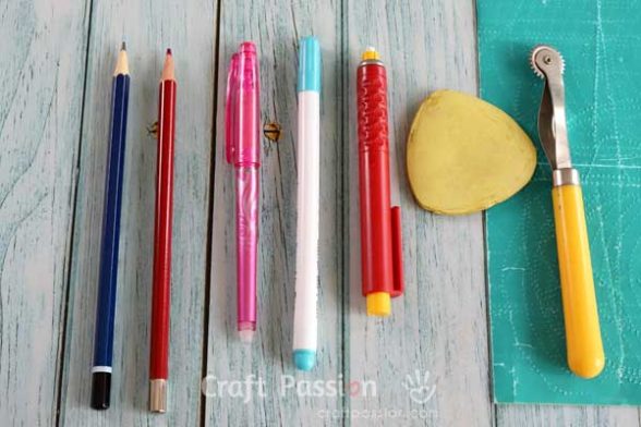 How To Hand Sew - Important Tips 101 For Beginners • Craft Passion