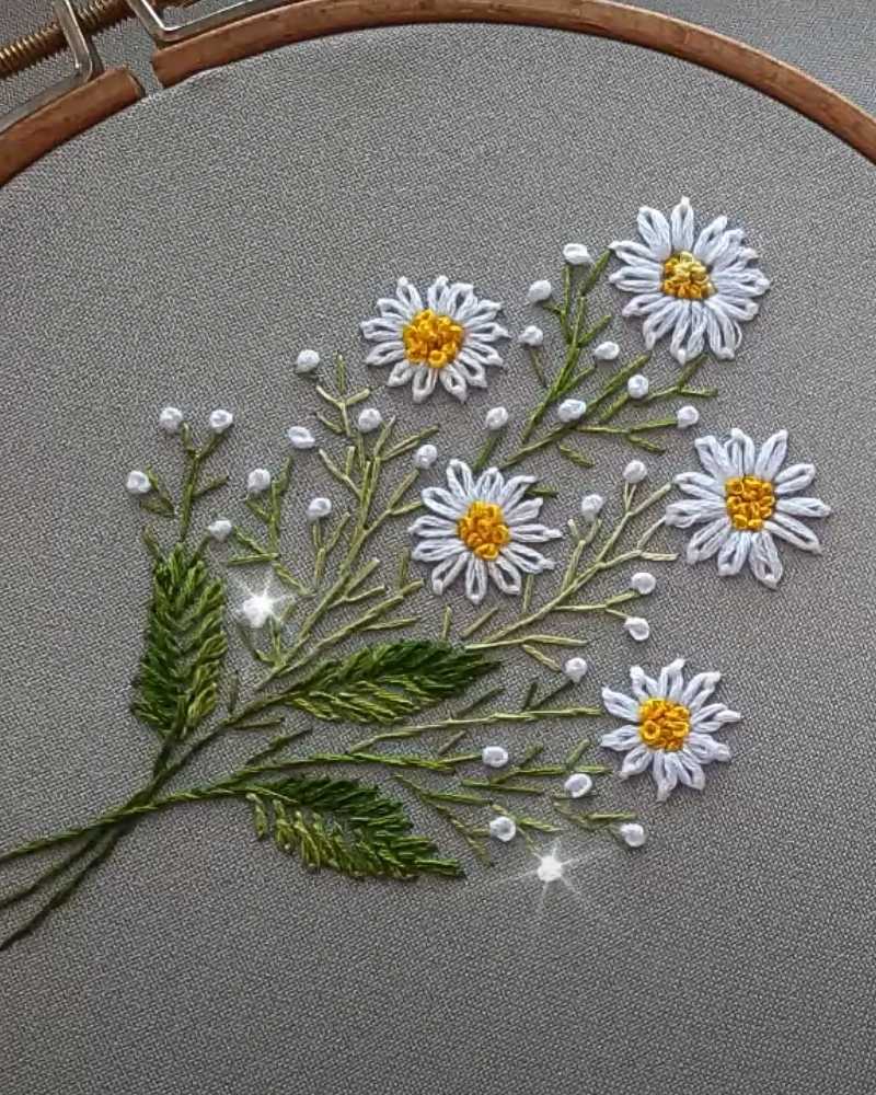 55 Beautiful and Free Embroidery Patterns • Craft Passion