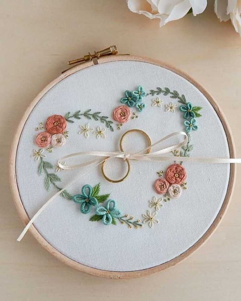 55 Beautiful and Free Embroidery Patterns • Craft Passion