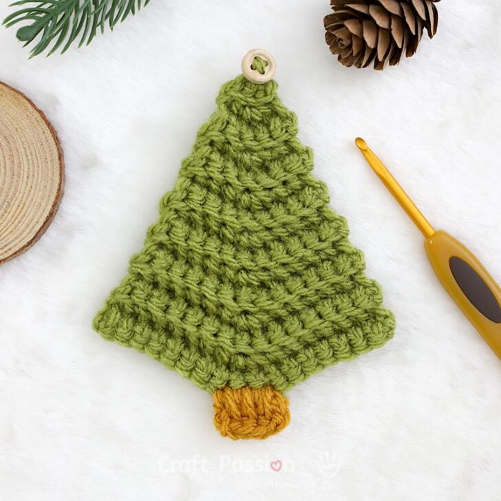 Easy Crochet Christmas Tree - Free Pattern • Craft Passion