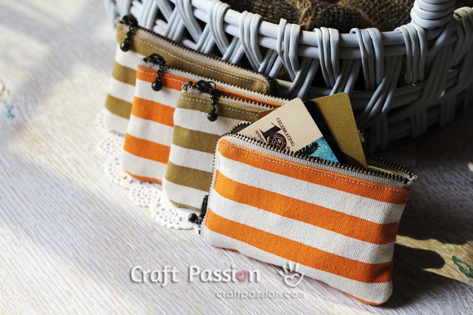 Zipper Pouch (Credit Card Size) - Free Sewing Pattern • Craft Passion