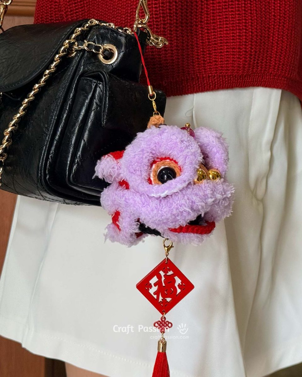 Free Crochet Lion Keychain Pattern – Pocket Lion Dance Charm