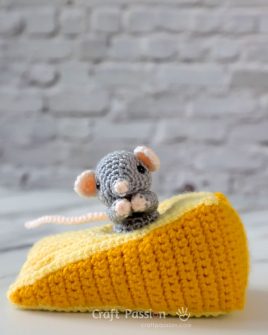 Crochet Cheese Wedge Pattern - #1 Free Crochet Pattern • Craft Passion