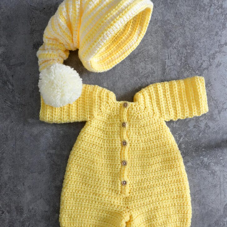 2-Piece Free Crochet Pajamas & Hat Pattern For Amigurumi