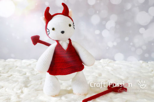 Devil Horns & Tail Patterns • Free Halloween Crochet Pattern