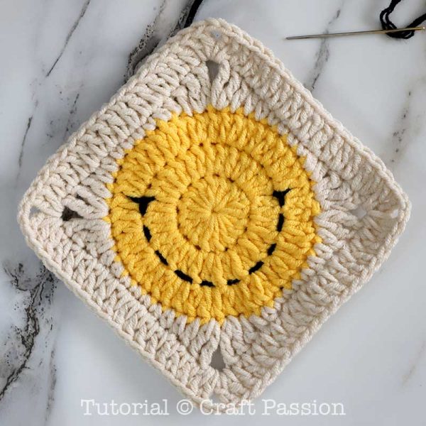 Crochet Smiley Face Pattern In A Granny Square • Free Crochet Pattern