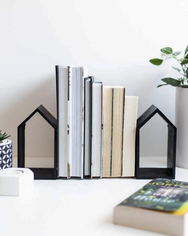 21 Artsy DIY Bookends For Home Decor • Craft Passion