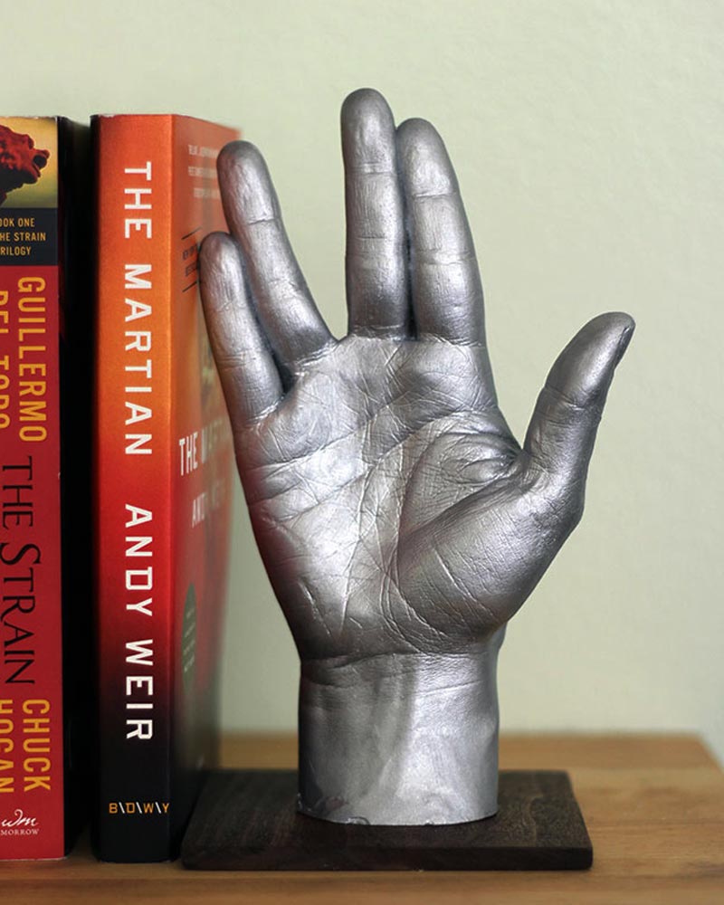 21 Artsy DIY Bookends For Home Decor • Craft Passion