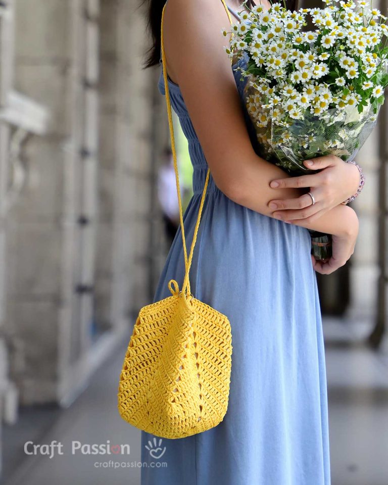 Crochet Bucket Bag - Free Crochet Bag Pattern In 2 Options