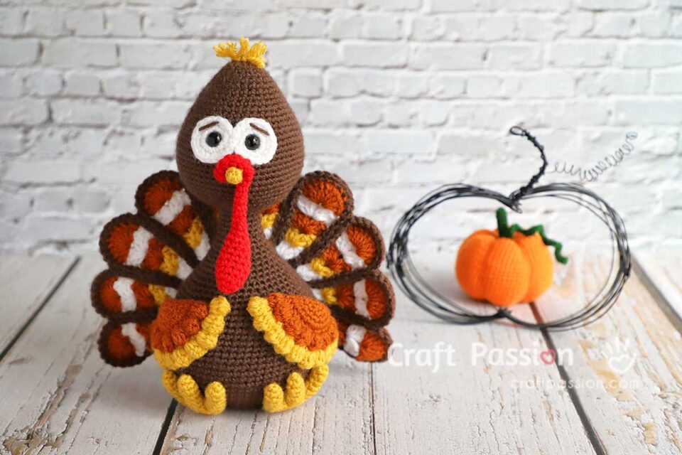 Crochet Turkey Amigurumi Pattern - Free Crochet Pattern • Craft Passion