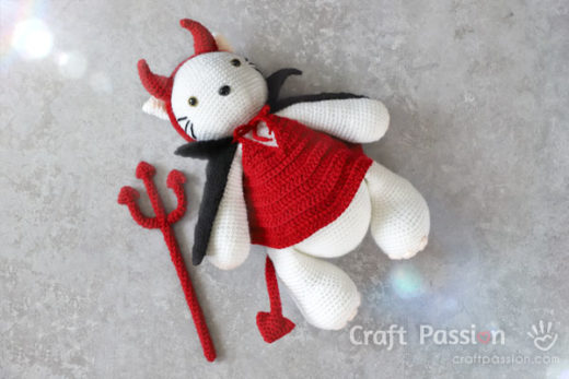 Crochet Devil Costume For Amigurumi - 5 Free Patterns • Craft Passion