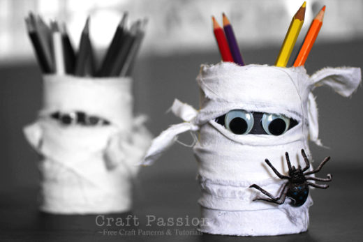 Mummy Holder - Halloween Craft DIY Tutorial • Craft Passion
