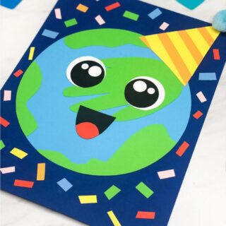 55 Unique Earth Day Crafts and Tutorials • Craft Passion