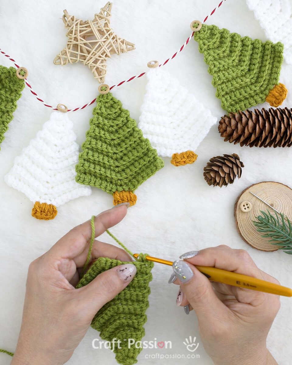 Easy Crochet Christmas Tree - Free Pattern • Craft Passion