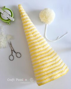2-Piece Free Crochet Pajamas & Hat Pattern For Amigurumi