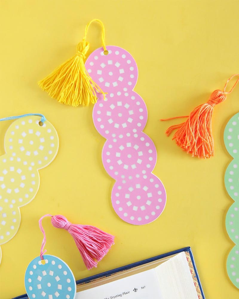 42 Fun and Creative DIY Bookmark Ideas • Craft Passion