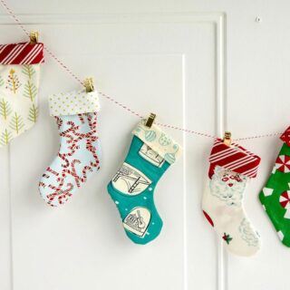 34 Creative and Free Christmas Stocking Patterns • Craft Passion