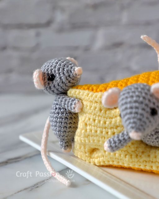 Crochet Cheese Wedge Pattern - #1 Free Crochet Pattern • Craft Passion