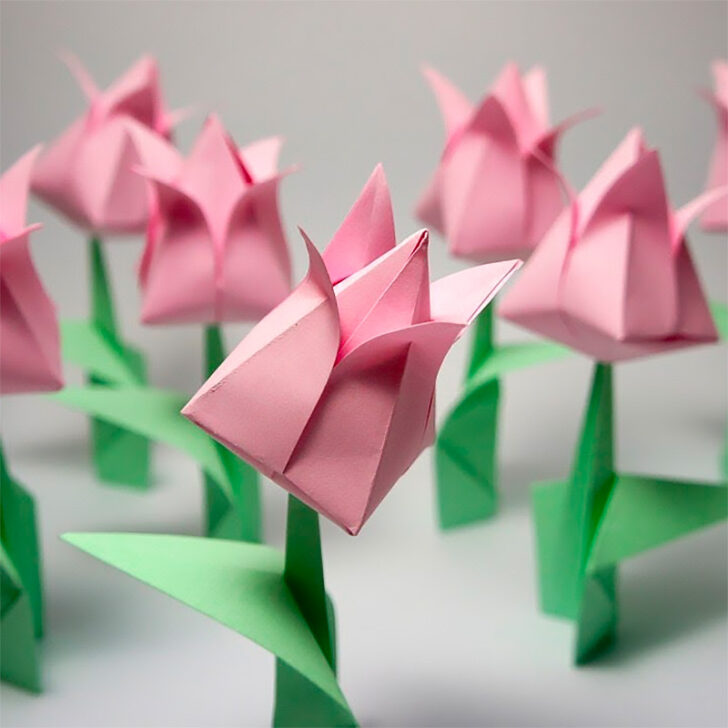 Origami Flower- 29 Origami Projects To DIY • Craft Passion