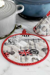 62 Creative Ideas for Fabric Scraps • Craft Passion