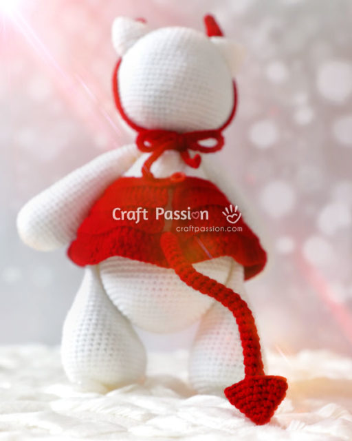 Devil Horns & Tail Patterns • Free Halloween Crochet Pattern