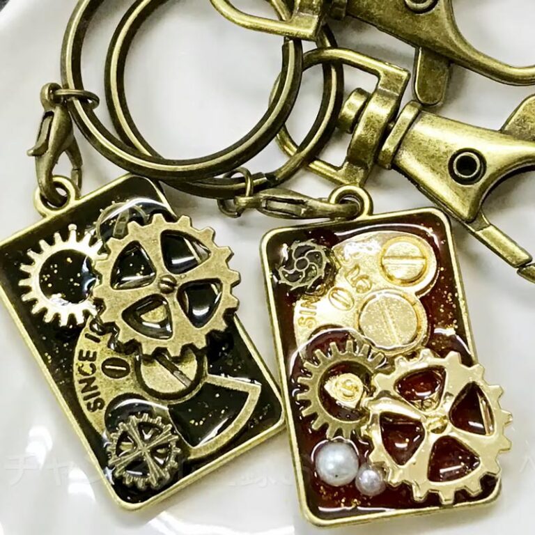 Resin Crafts - 33 Stunning Ideas for DIY • Craft Passion