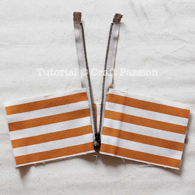 Zipper Pouch (Credit Card Size) - Free Sewing Pattern • Craft Passion