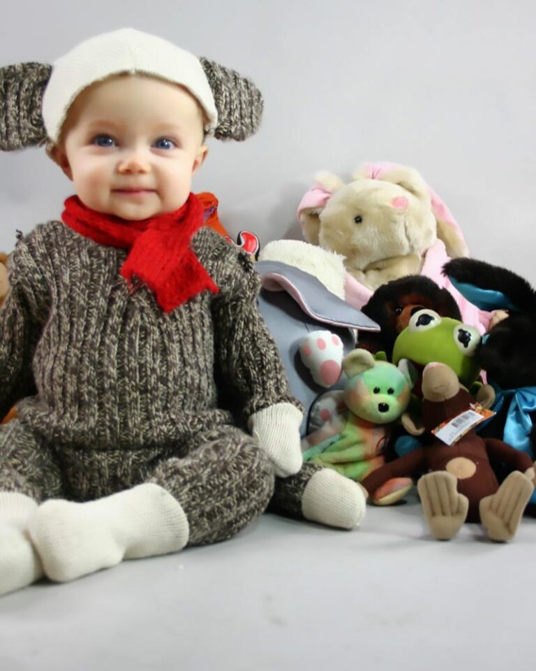 81 Easy and Creative Halloween Costume Ideas • Craft Passion