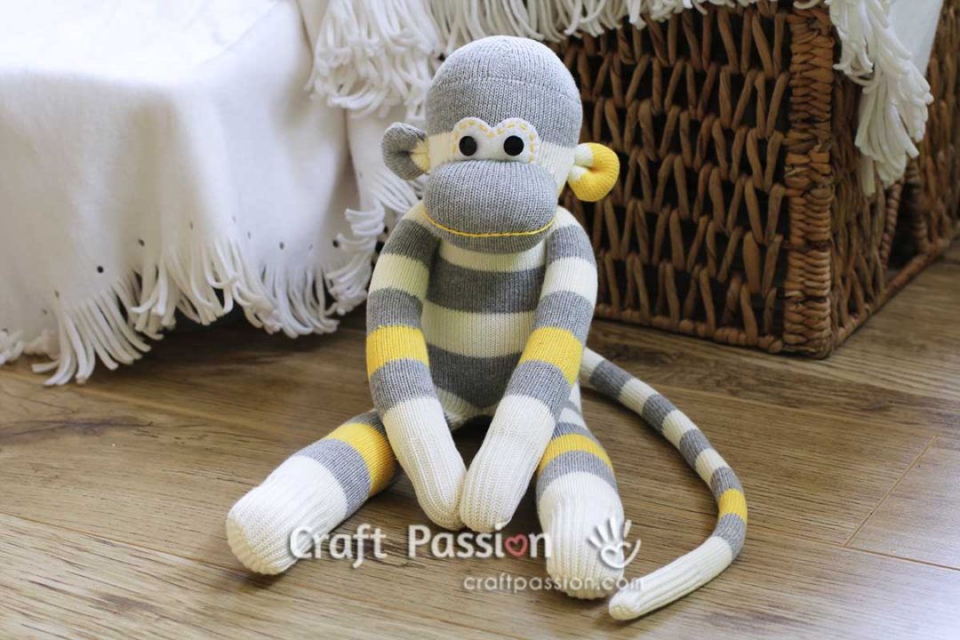 Sock Monkey - Easy Guide Free Sewing Pattern • Craft Passion