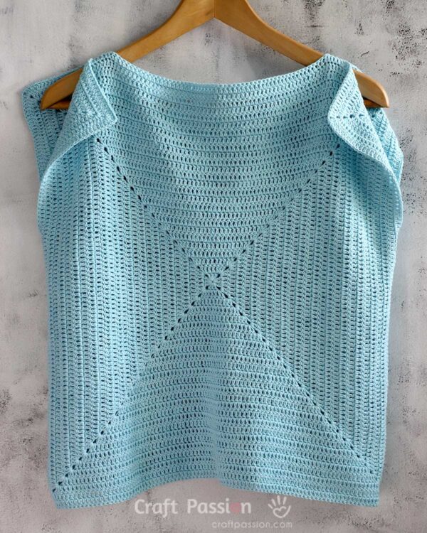 Easy Crochet Top Free Pattern (7 Sizes) • Craft Passion