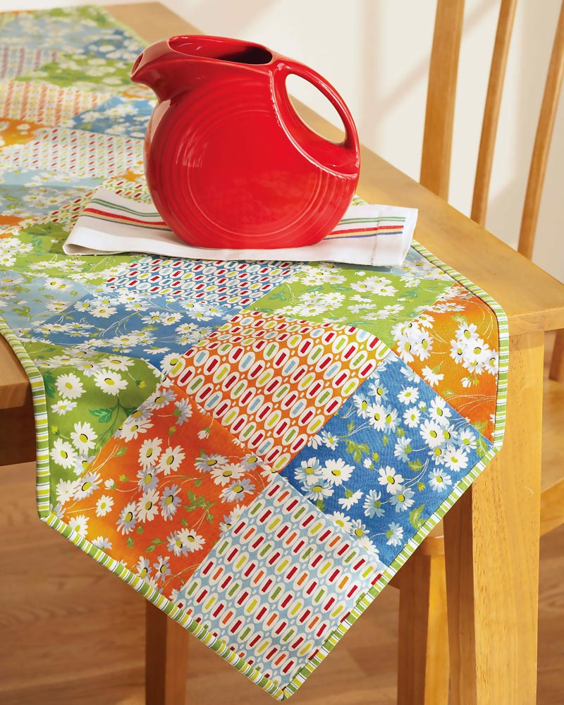 42 Table Runner Patterns For Home Decor - Free • Craft Passion