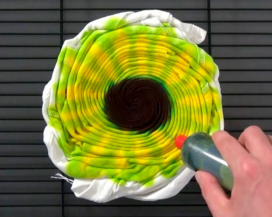 25 Unique Tie Dye Patterns & How To Tie Dye • Craft Passion