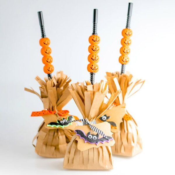 43 Wickedly Fun Halloween Treat Bags • Craft Passion